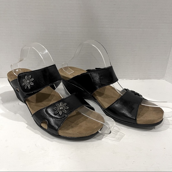 Nicole | Shoes | Nicole Black Adjustable Strap Womans Sandals Size 8 ...